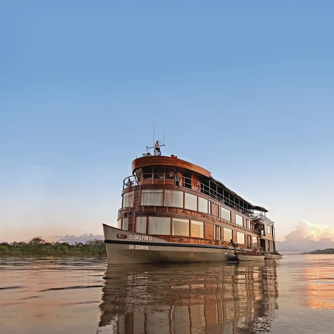 Explore the Galápagos With WWF Experts and Natural Habitat | World ...