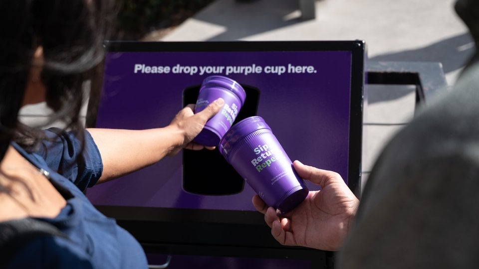 Reuse Innovation Tackles Plastic Pollution in Petaluma | World Wildlife ...